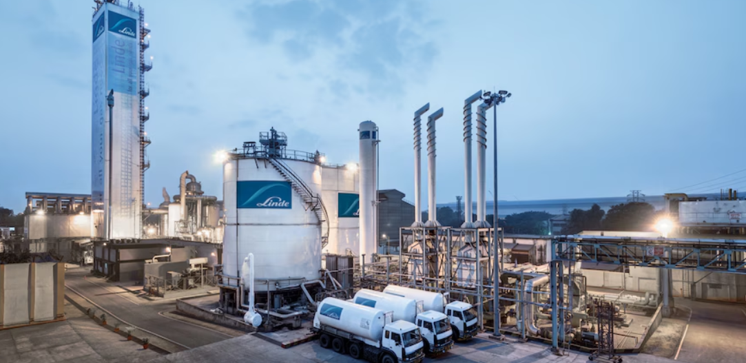 Air Products’ Competitor Linde Seeks to Sell More Industrial Gases for ...